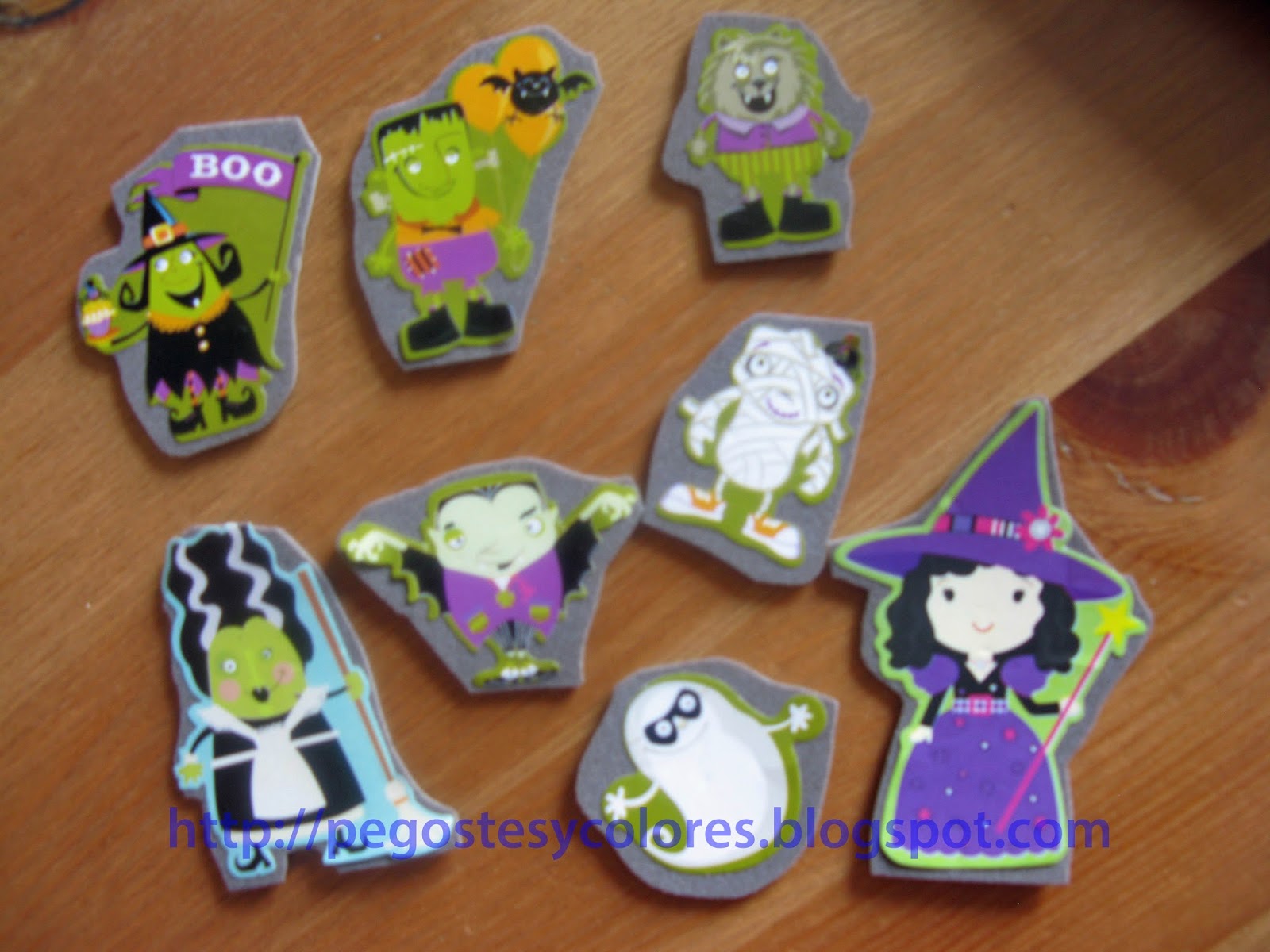 Pegostes y Colores: Juego de Mesa de Halloween de Foamy