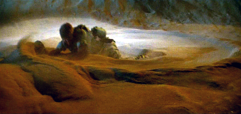 13: INVADERS FROM MARS / Cannon Pictures - 1986