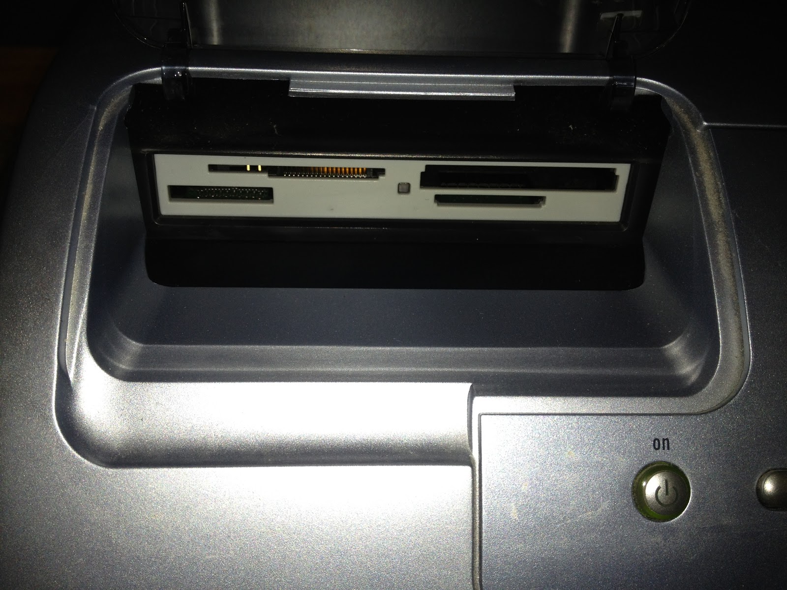 Our Labyrinth: HP Photosmart 8400 printer series