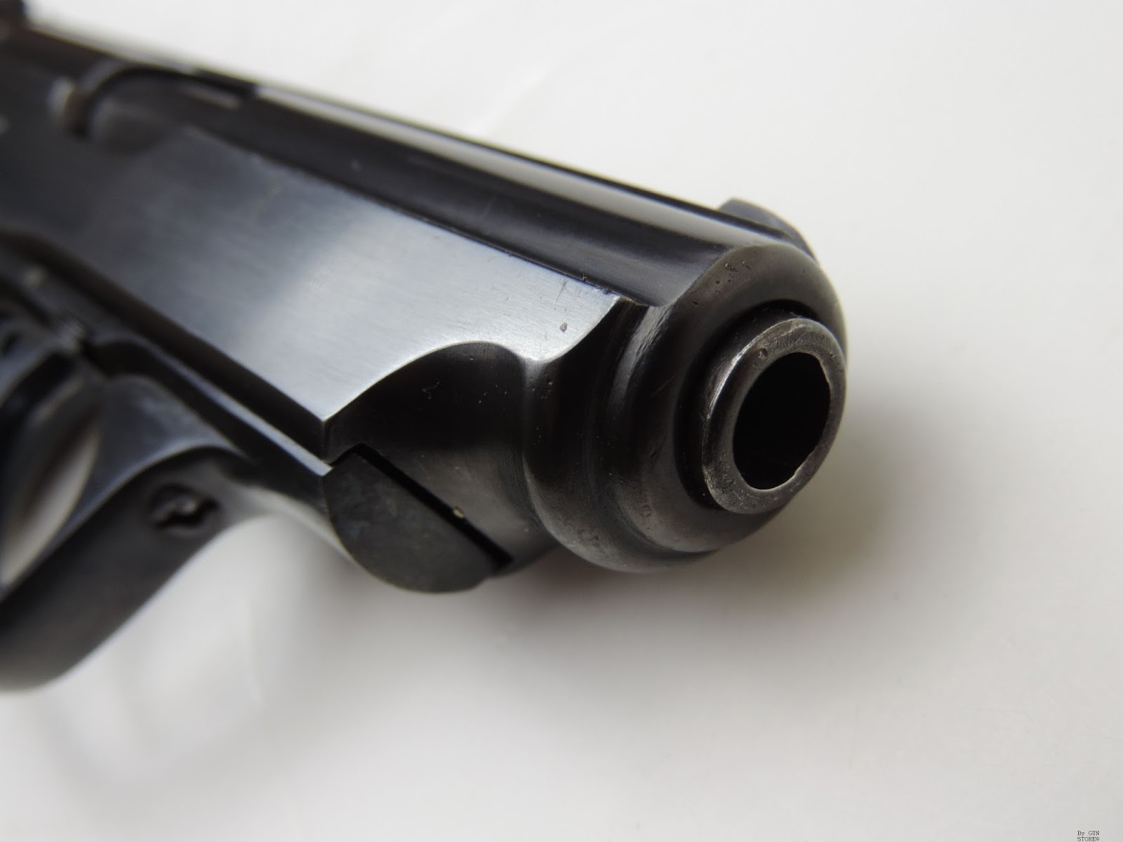 Armi usate web portal: Pistola J.P. Sauer & Sohn Suhl mod. 38 H cal. 7,65