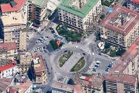 Vedi Napoli e poi muori ...: La Piazza degli Artisti.
