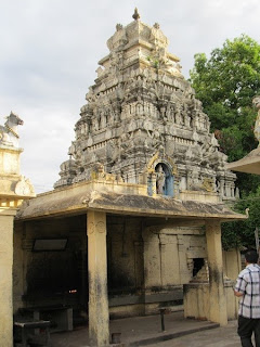 Tiruvallur Teerteeswarar Temple - A Shiva temple in the land of Vishnu
