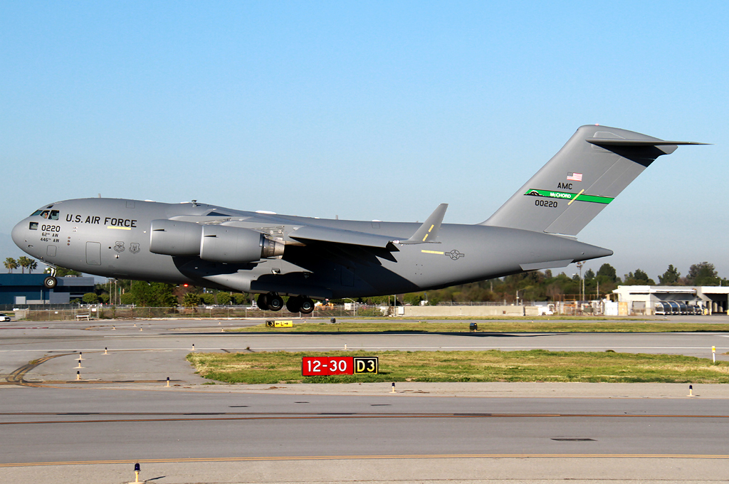 Aero Pacific Flightlines: New C-17A performs test flight