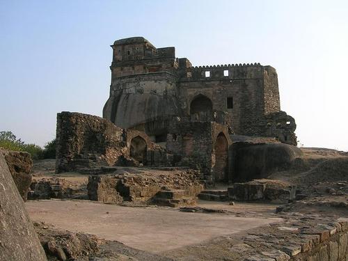 Discovering Mughal, Rajput & Mauryan History: Rani Durgawati - "Better ...