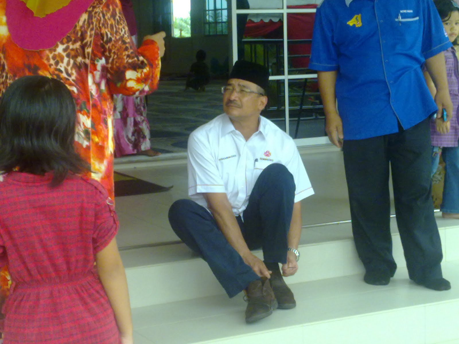 Double - Y: Penjelasan Dato Hishamuddin Tun Hussein Mengenai Pembebasan EO6