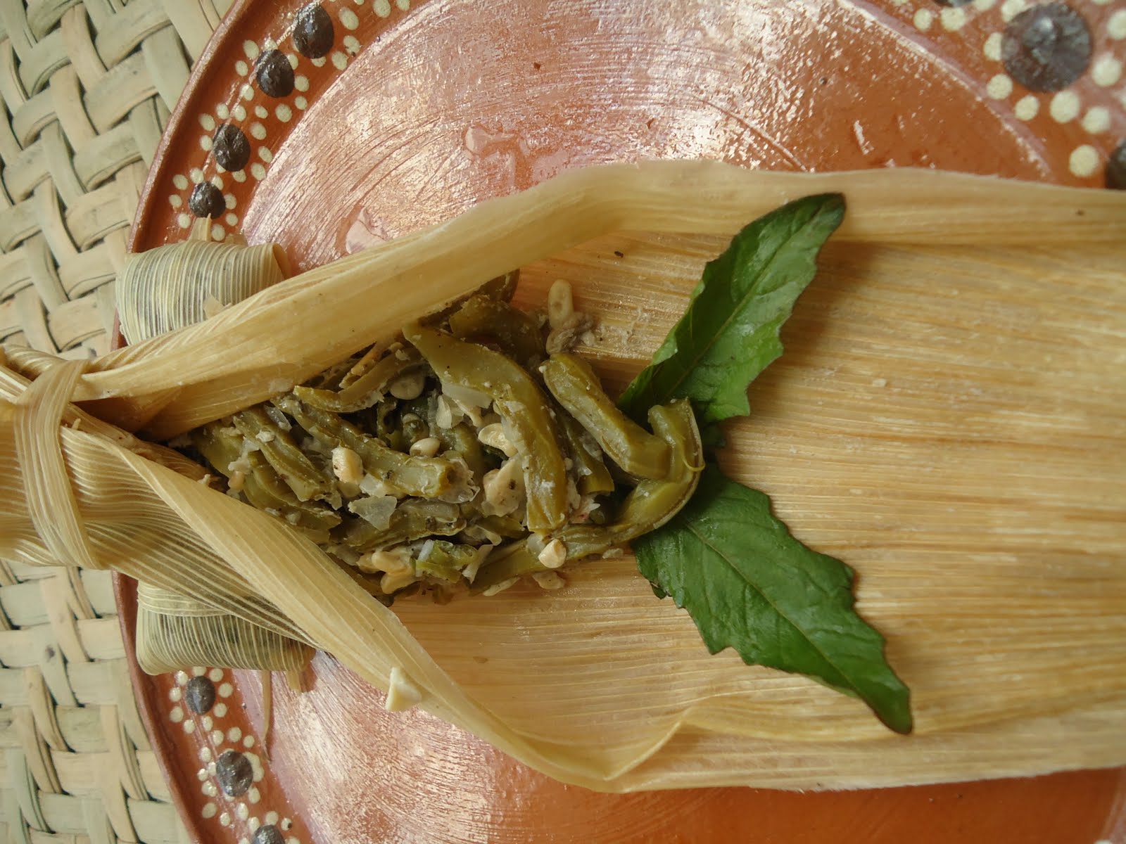 Recetario: TAMALES DE ESCAMOLES