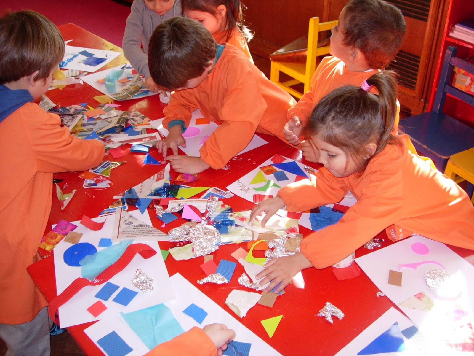 Maternalito - Jardín Maternal: Expresión plástica.Yacares vespertino