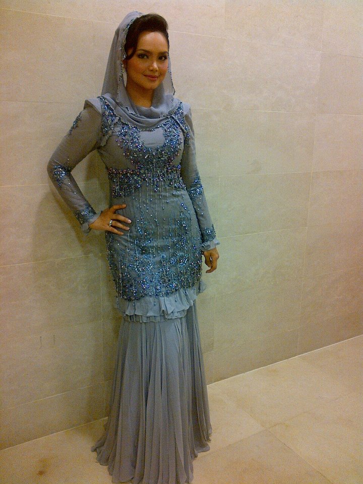 NAZREEN IDRIS MALAYSIA'S FASHION DESIGNER: Dato Siti Nurhaliza IN ...