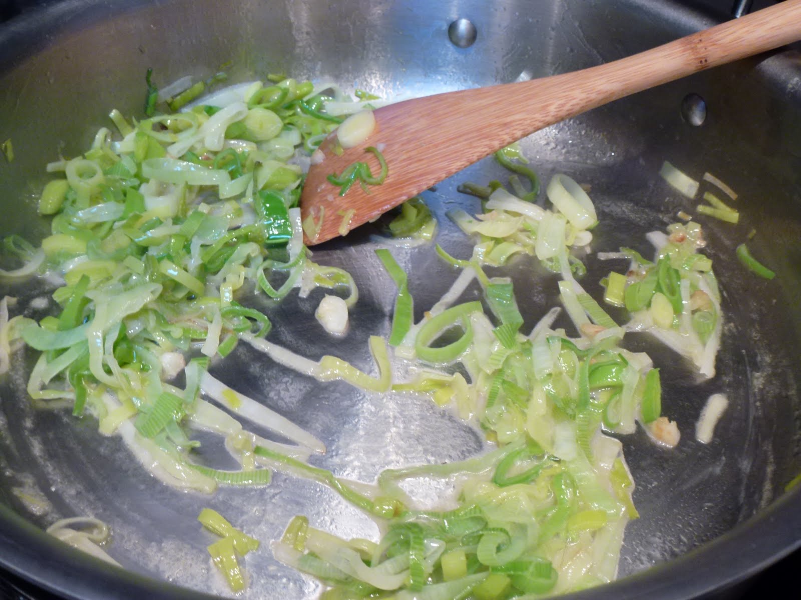Hardly Housewives: Crispy Polenta Squares with Mushroom Ragu and Leek Jam
