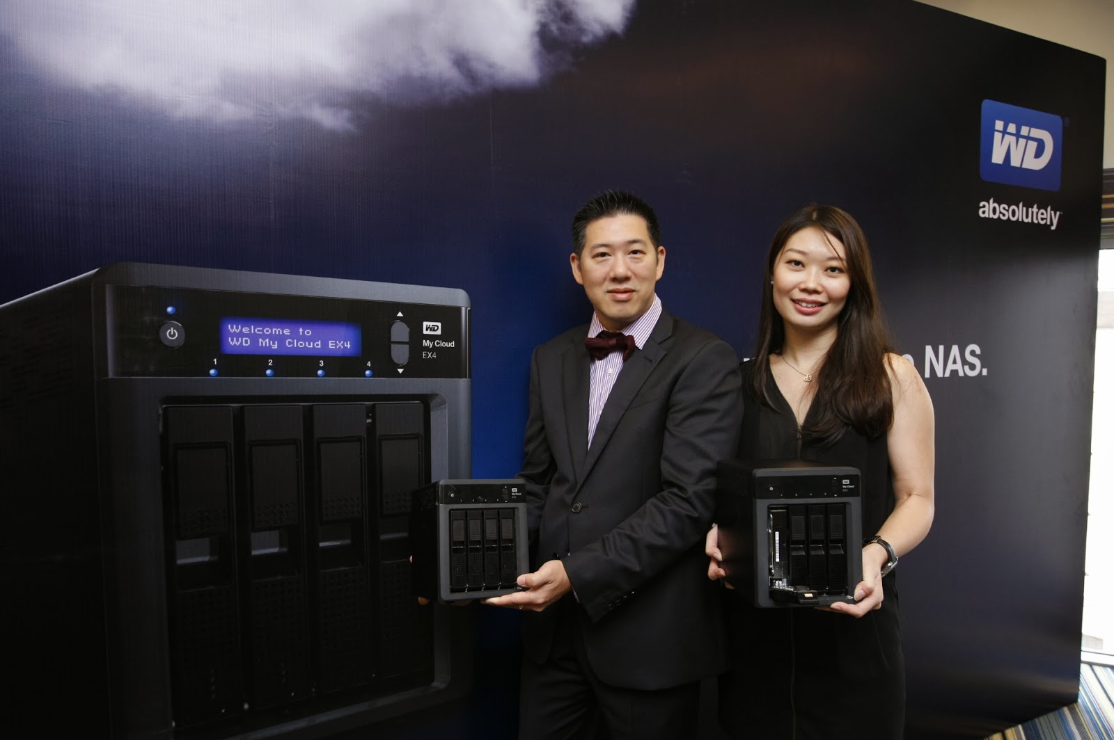 WD®INTRODUCES HIGH-PERFORMANCE FOUR-BAY PERSONAL CLOUD STORAGE SYSTEM