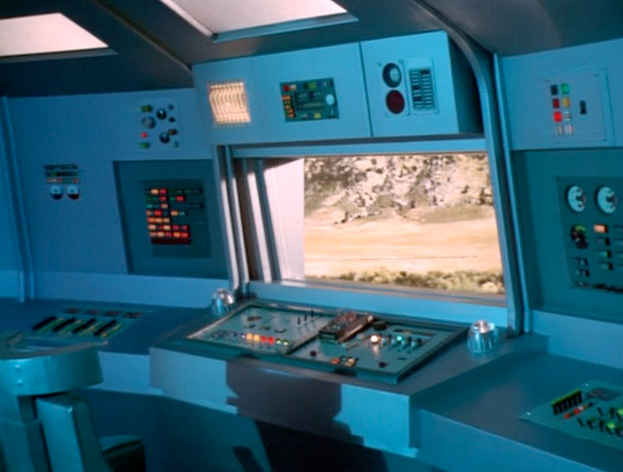 THE INVADERS: Episode 19: The Saucer - 9/12/67