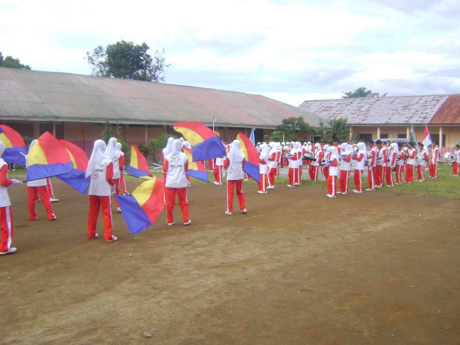 Ekstrakurikuler: MARCHING BAND