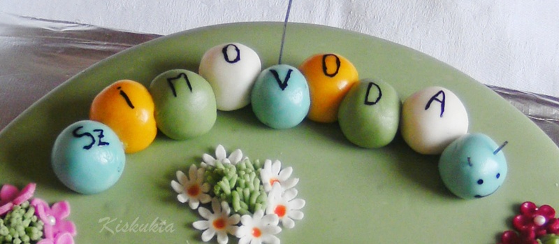 Kiskukta torta: Torta ovis ballagásra