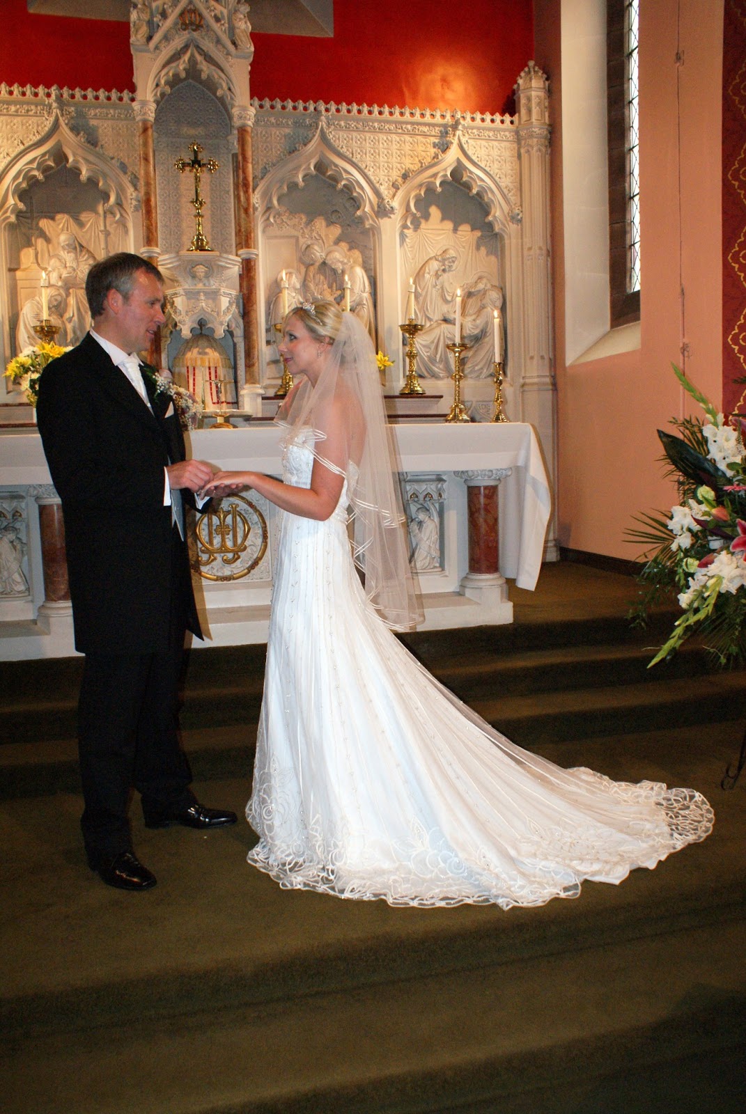 Wedding World Photography: Holy Family Church - Cronton - Blundells ...