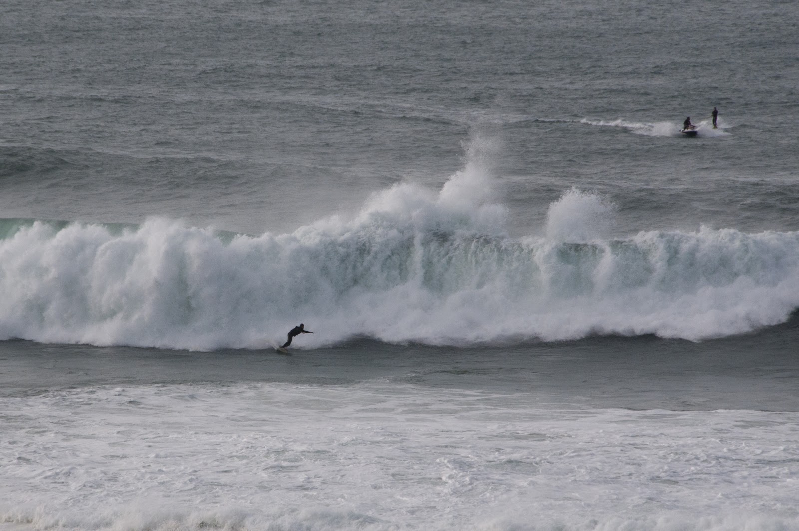 Photobrook Photography: Cribbar Newquay goes off, Tow in surfing on ...