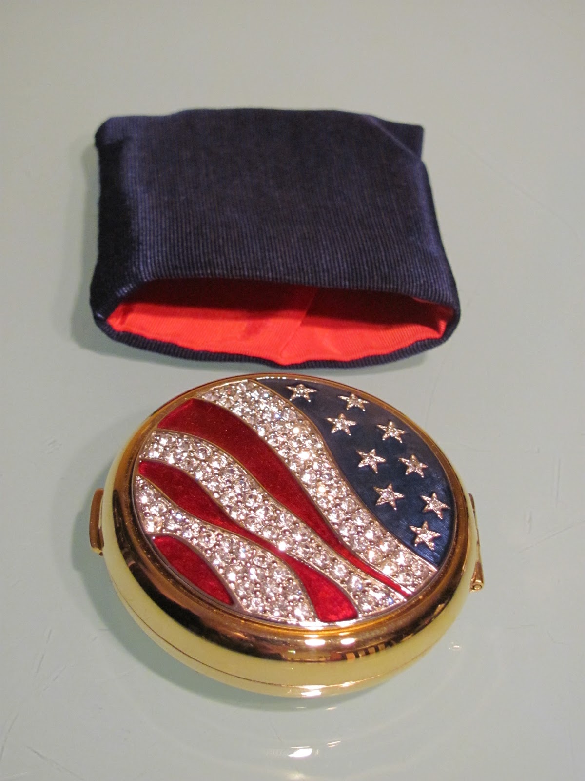 Clint Carson's Collectibles: Estée Lauder America the Beautiful Compact