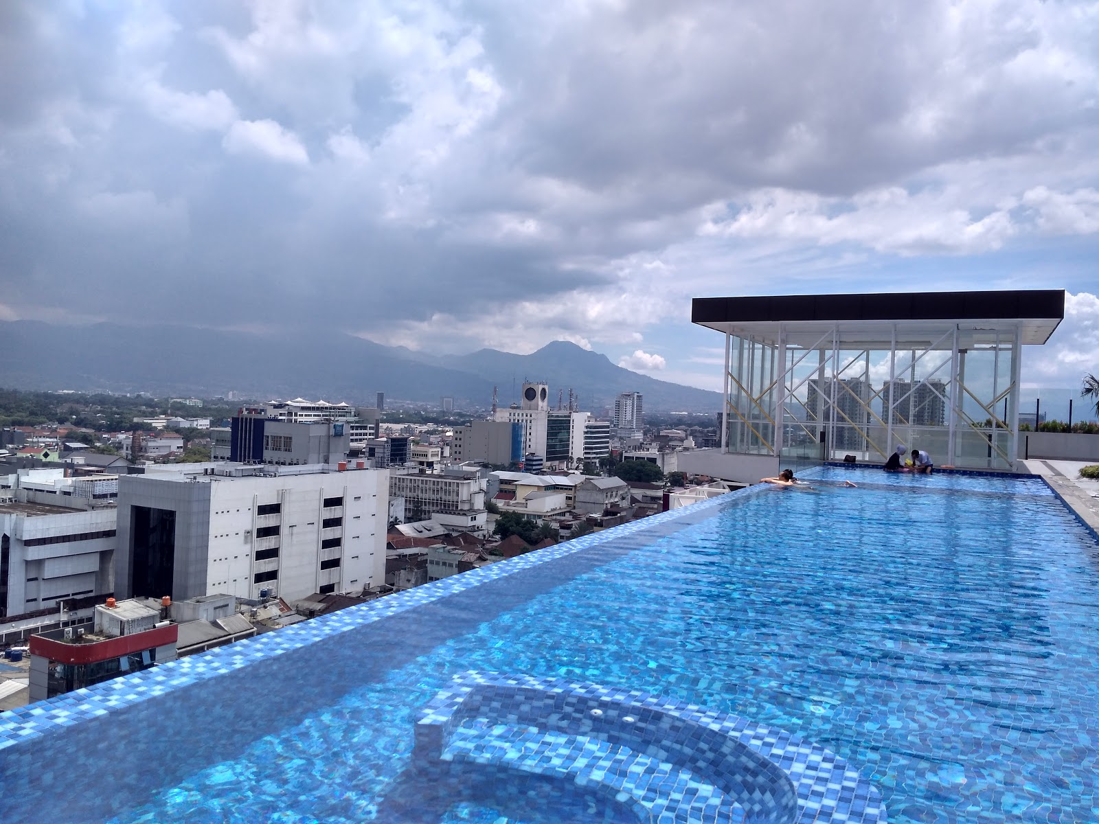 Mercure Bandung City Centre Hotel Review