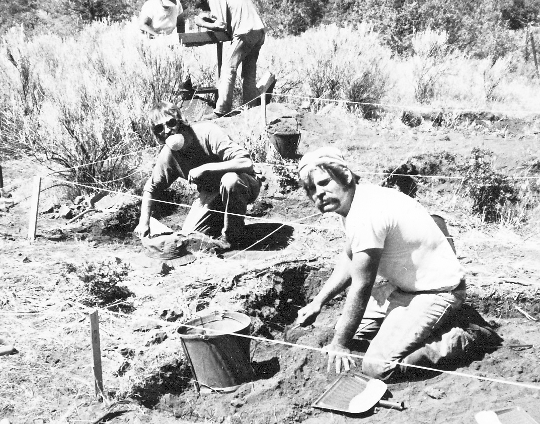 FLINTKNAPPING HALL OF FAME: Ray Harwood. Flintknapping Hall of Fame ...