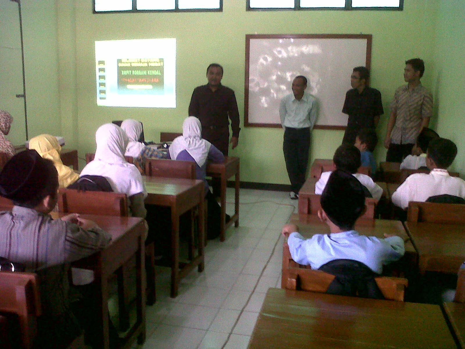 SMPIT ROBBANI: DAFTAR GURU SMP IT ROBBANI