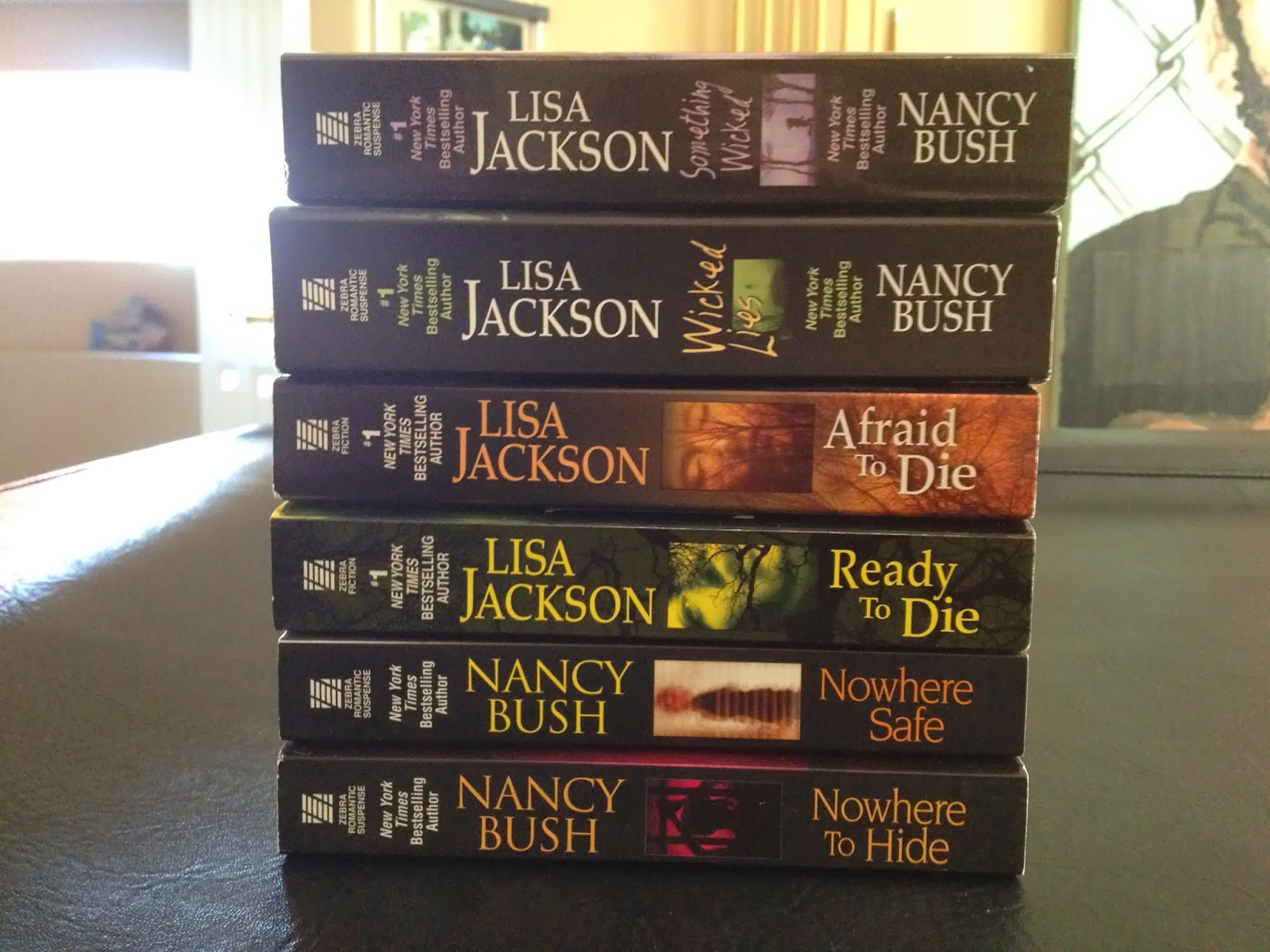 BookHounds: Gratitude Giveaway Hop Win 6 Lisa Jackson & Nancy Bush titles!