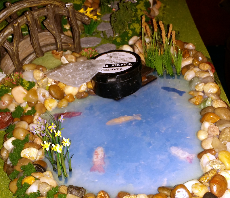 Japanese Dollhouse Ryokan: Made some running "water"