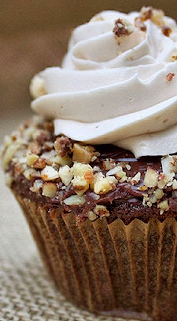 Toffee Chocolate Cupcakes - Girls Dishes