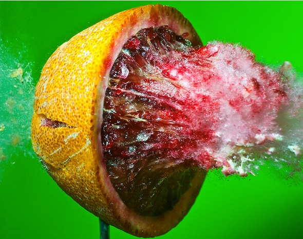 Impresionantes imágenes de objetos explotando – duendevisual