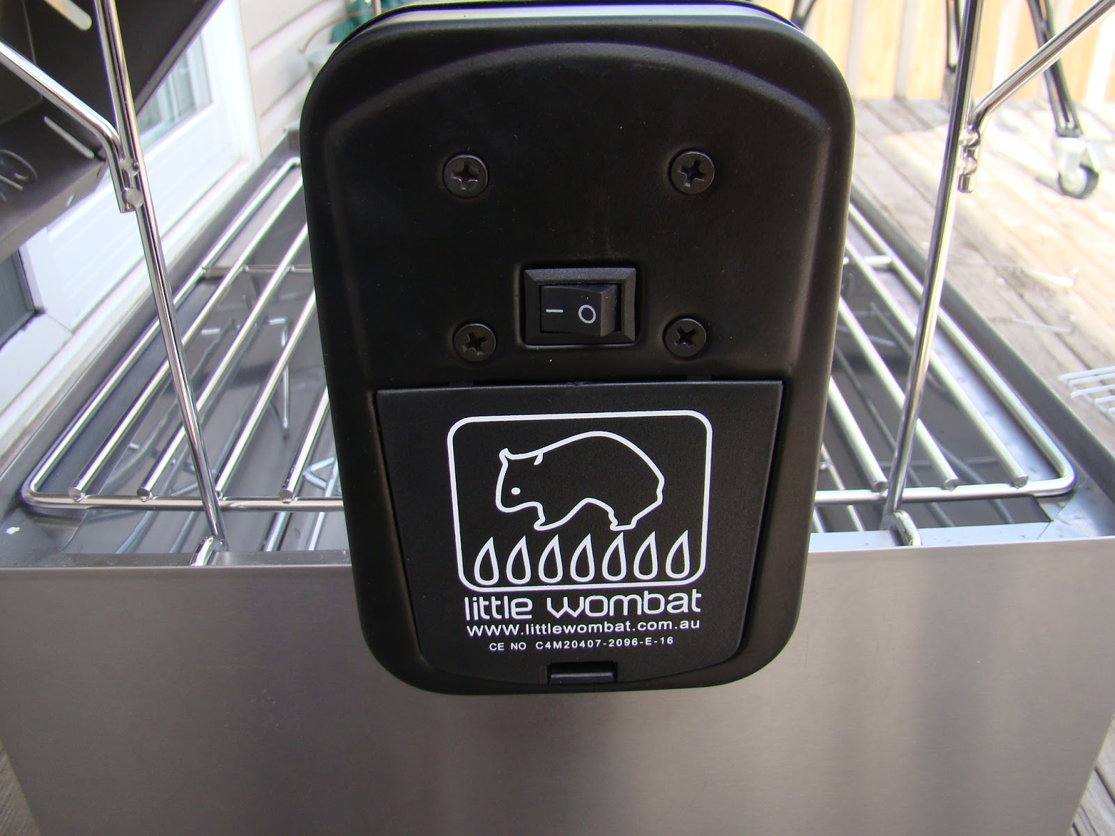 HRM CREATIVE BBQ: The Little Wombat grill review