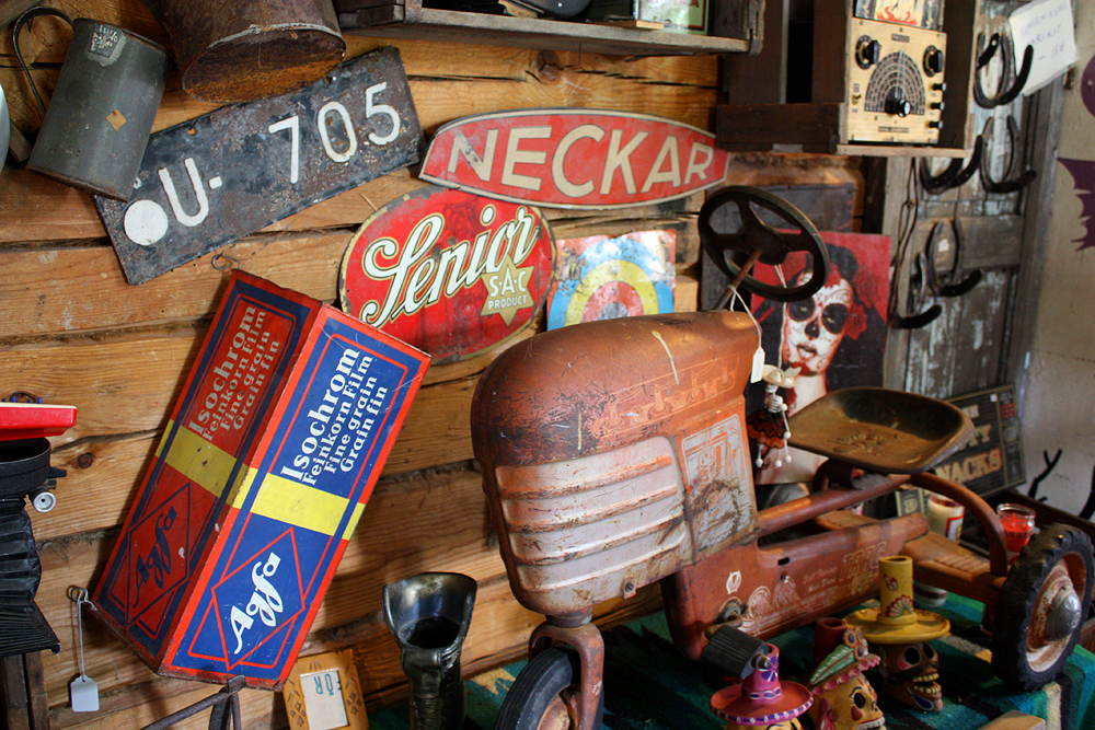 Suomi Tour: Weird Antiques