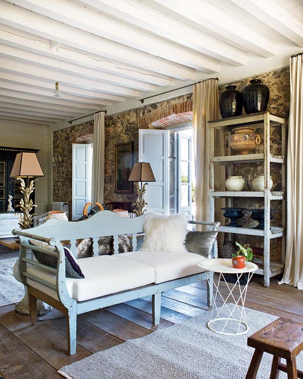 Keltainen talo rannalla: Kaunis koti