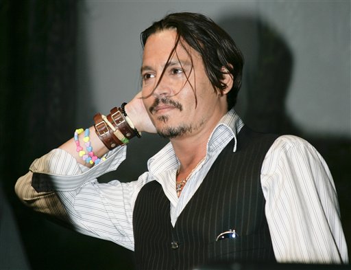 Onfolip: Johnny Depp Profile and Pictures 2012