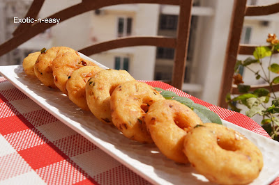 exotic-n-easy cooking: Poha Vada (Flattened Rice Vada)