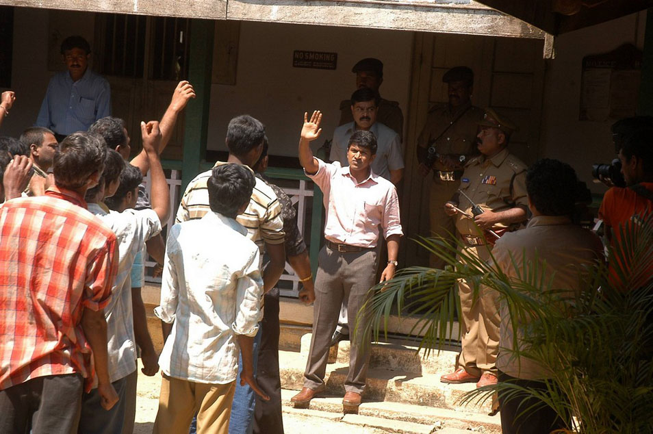 Photo Galleri: Puneet Rajkumar Prithvi IAS Telugu Movie Pictures