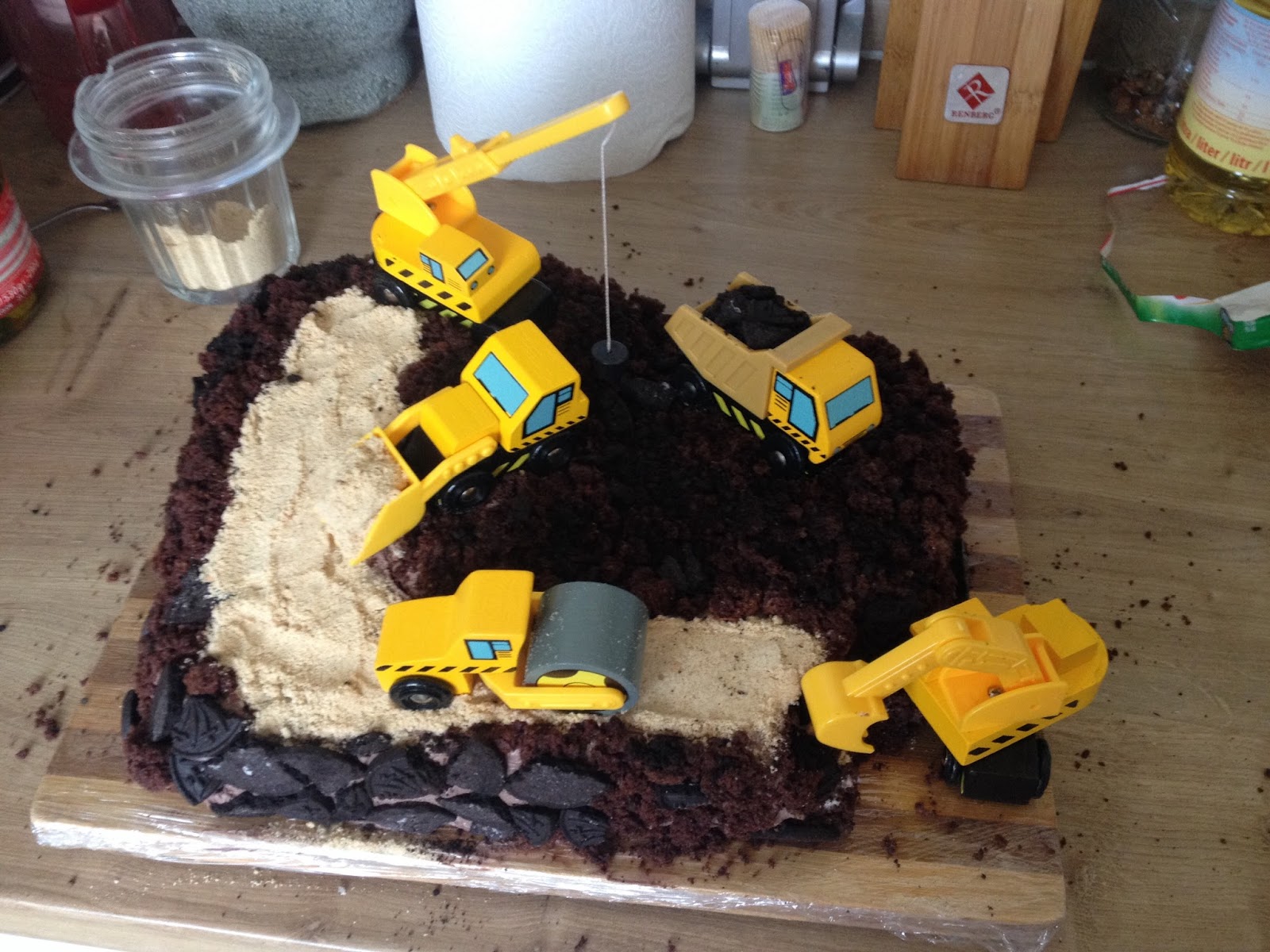 CO SI DNESKA DÁM? : DORT K 2. NAROZENINÁM - STAVENIŠTĚ