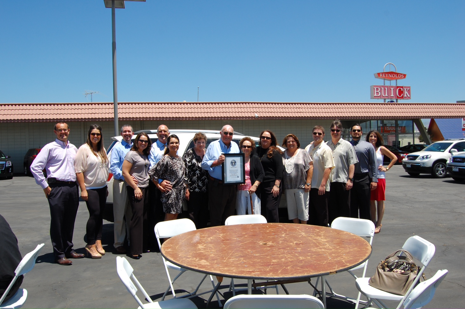 Reynolds Buick GMC Blog: Deane and the World's Record