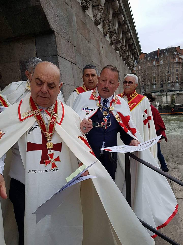 I Cavalieri Templari nella Cattedrale di Notre Dame