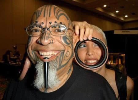 Tindik Terekstrim di Dunia | SosBoks