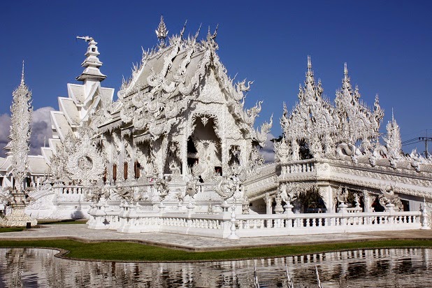 Täti Thaimaassa: Valkoinen Temppeli ja Kultainen kolmio