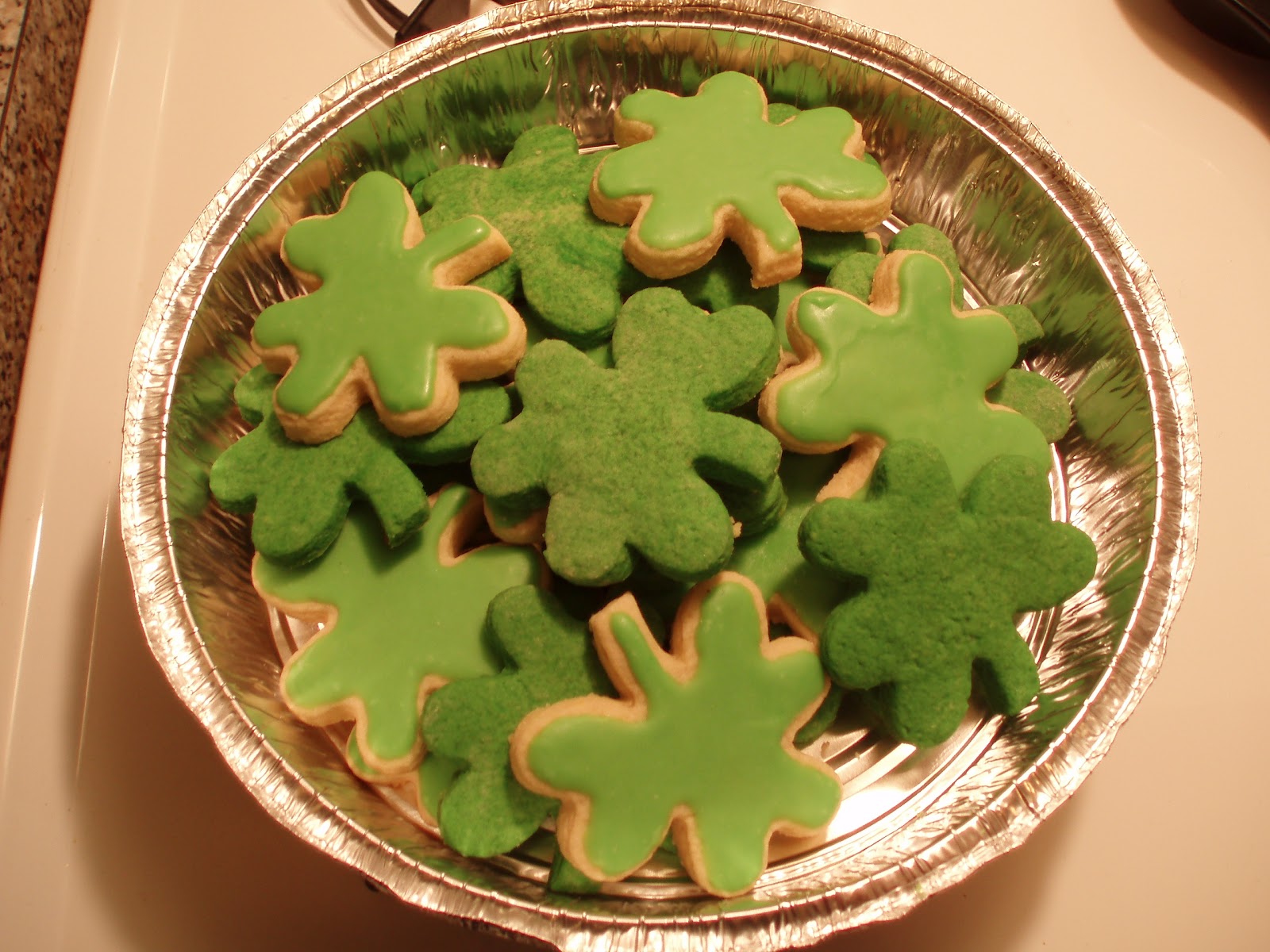 Open Mouth Insert Food: Happy St. Patty's Day, Shamrock Butter Cookies!
