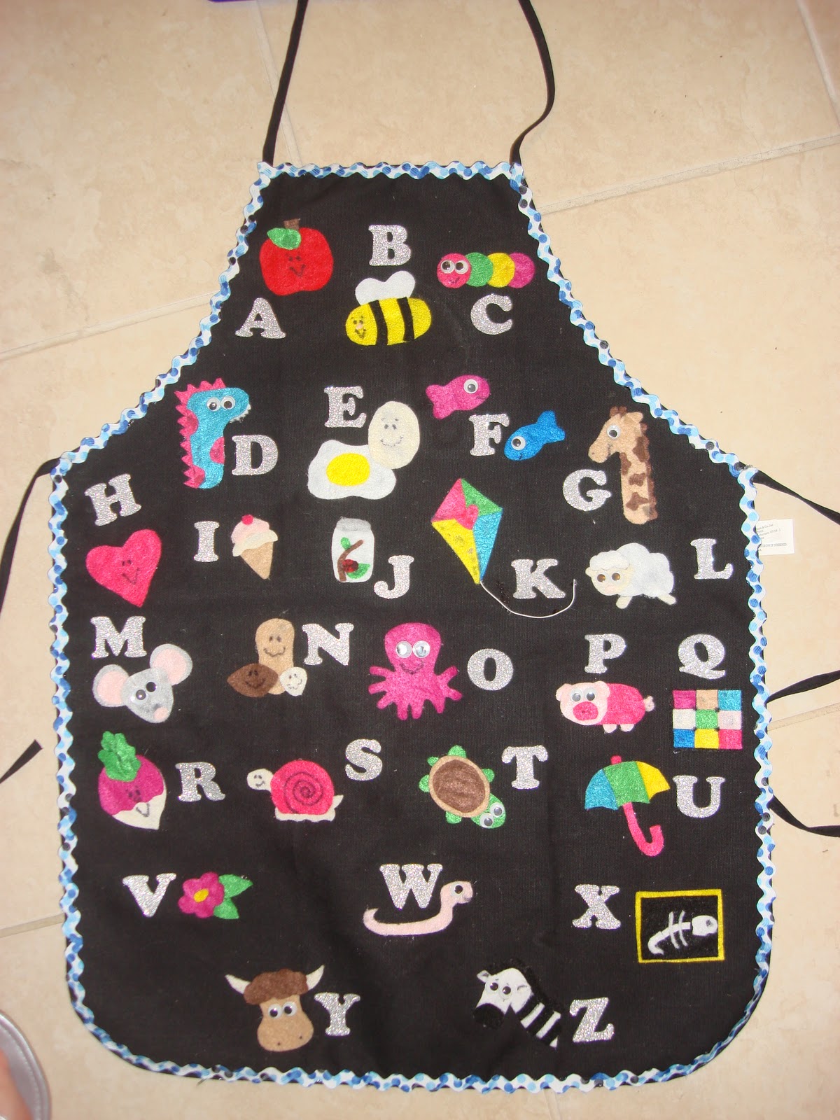 The Teaching Bug: Teaching Aprons- Created By Me