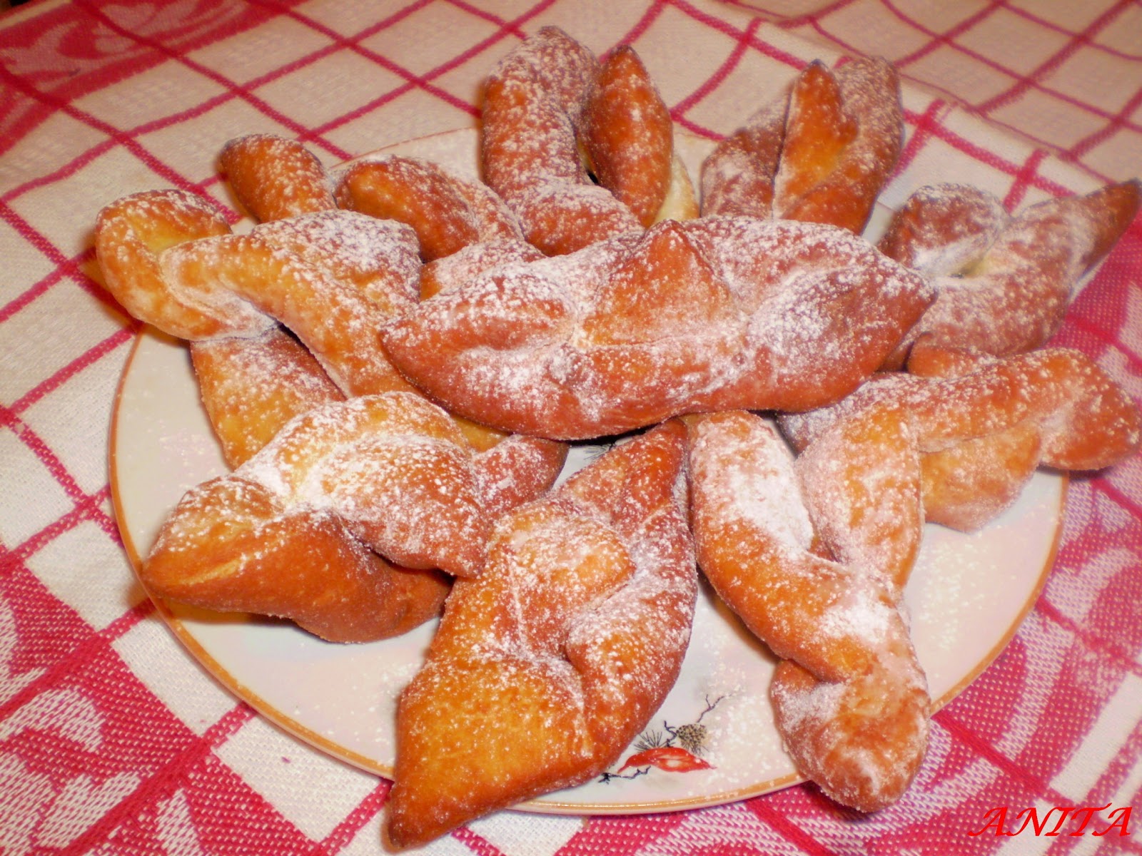 Cirmicica a konyhában: CSÖRÖGEFÁNK