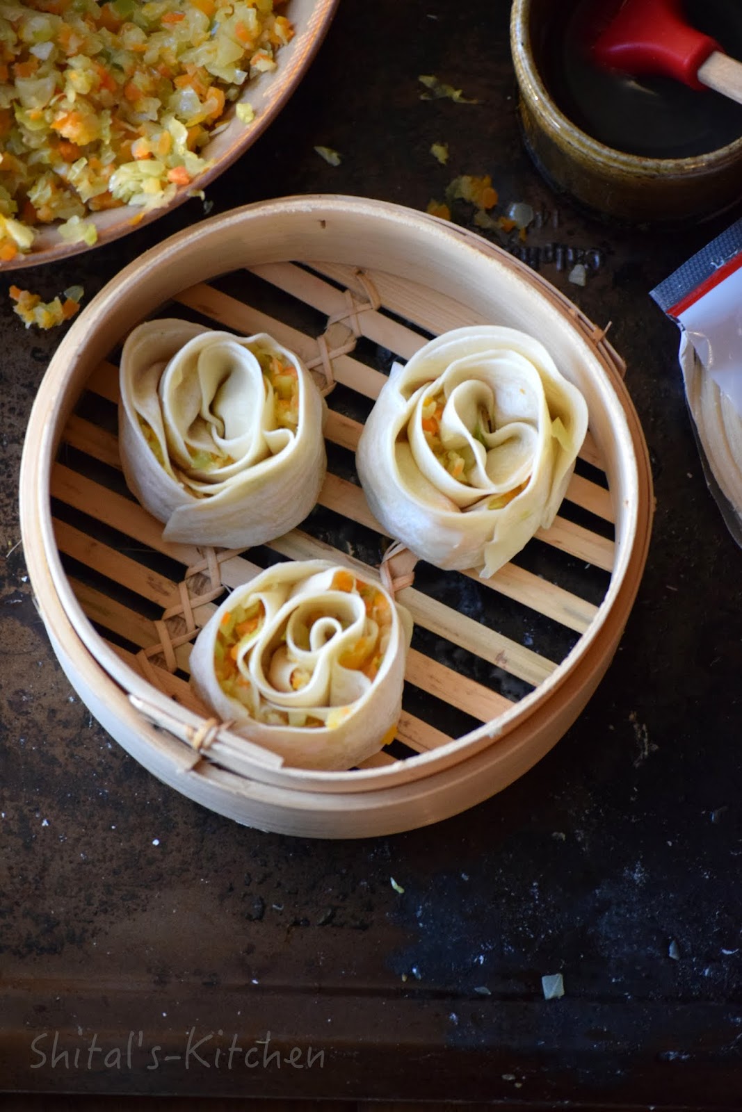 Shital's-Kitchen: Rose Shaped Dumplings