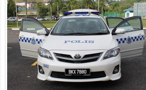 BeRKoNGSi BeRSaMa Li: UNiT KeReTa PeRoNDa PDRM