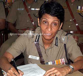IPS WOMEN: LETIKA SARAN IPS
