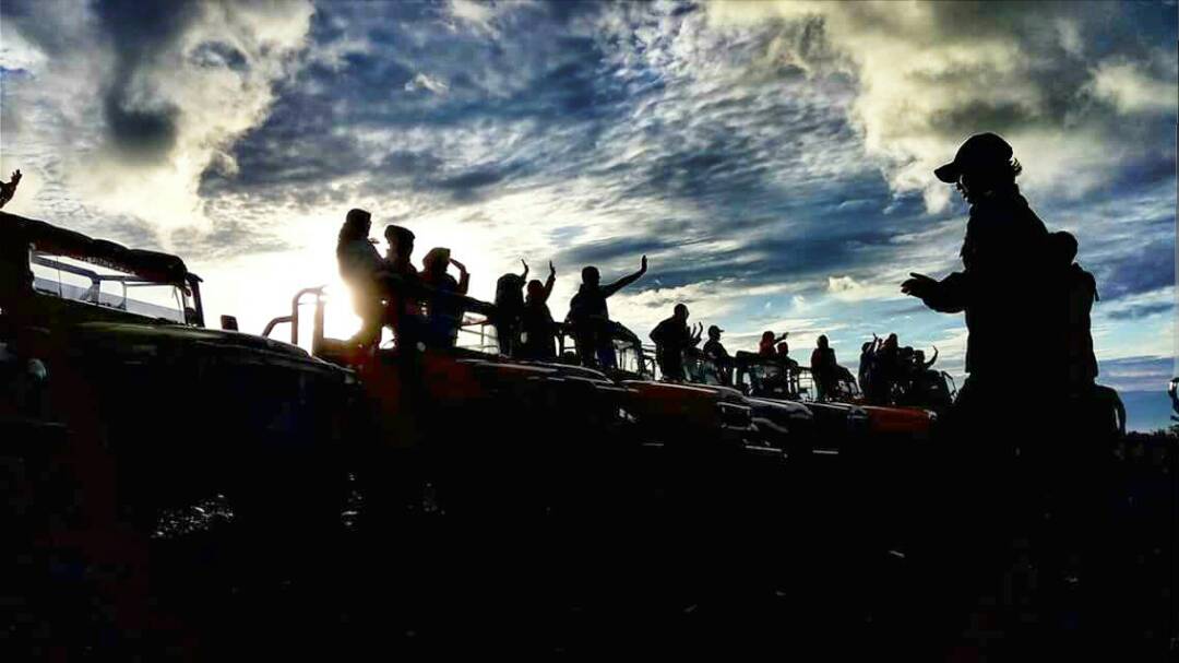 LAVA TOUR MERAPI, MERAPI LAVA TOUR SUNRISE, PAKET WISATA JOGJA MERAPI ...