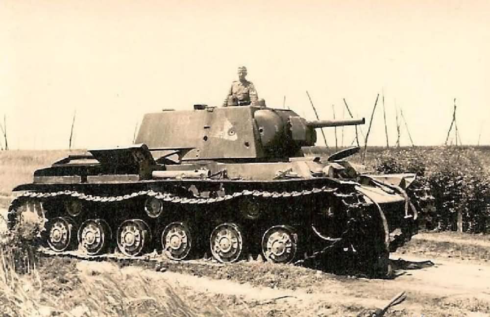 Tank Tempur Berat Kv-1 (Heavy Tank) - Not Angka Lengkap