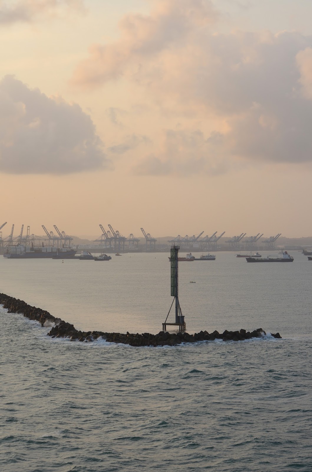 Neal's Lighthouse Blog: April 2016