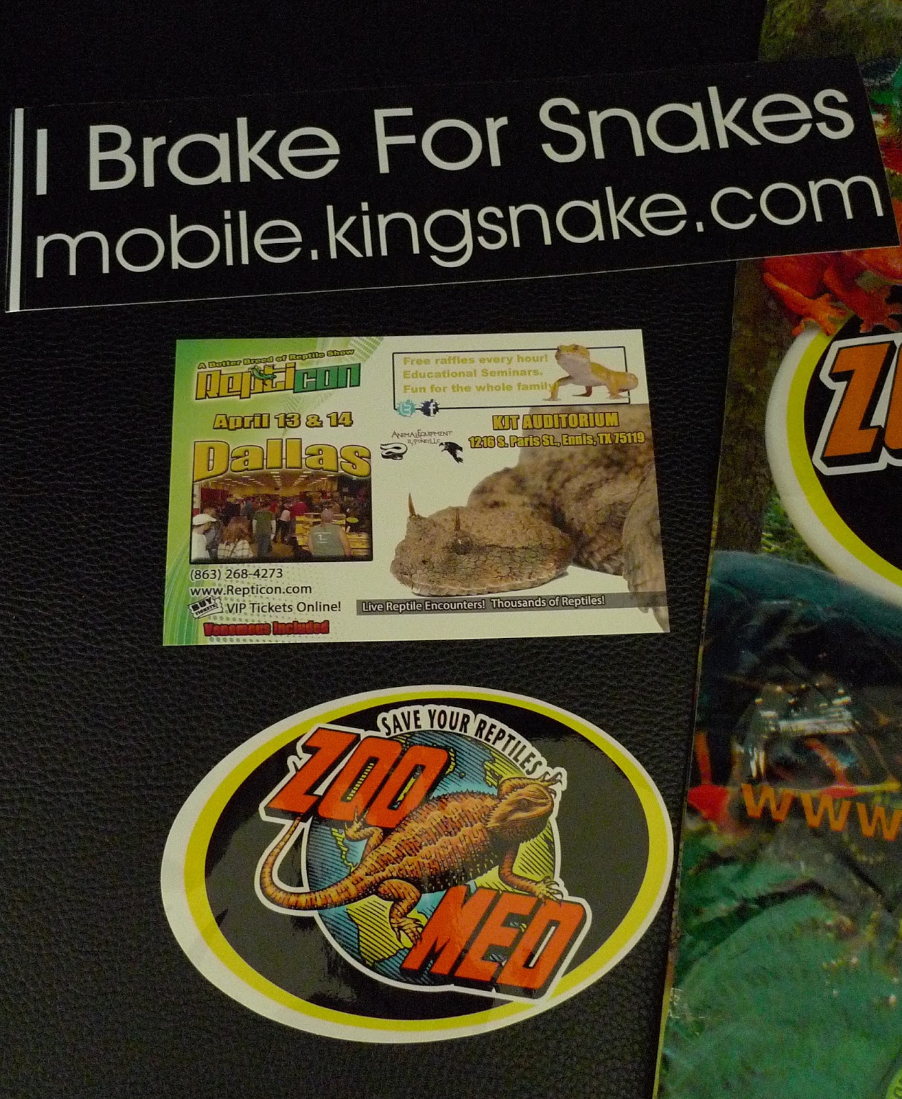 Paraherpetology: Repticon Dallas, Part 2: What's Inside the Zoo Med VIP ...