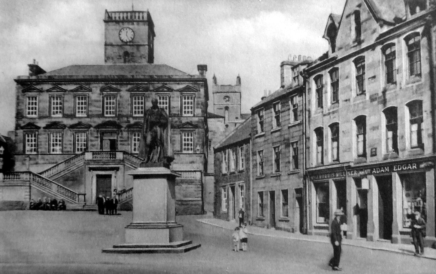 Clarendon House Linlithgow at Pam Calhoun blog
