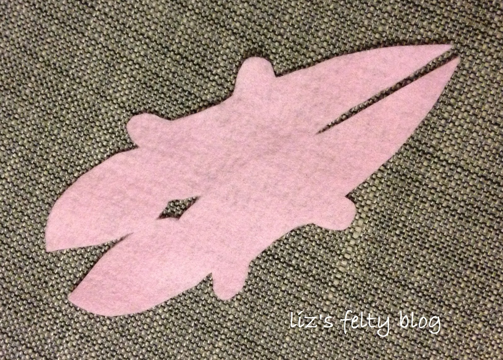 liz's felty blog: How to: Axolotl